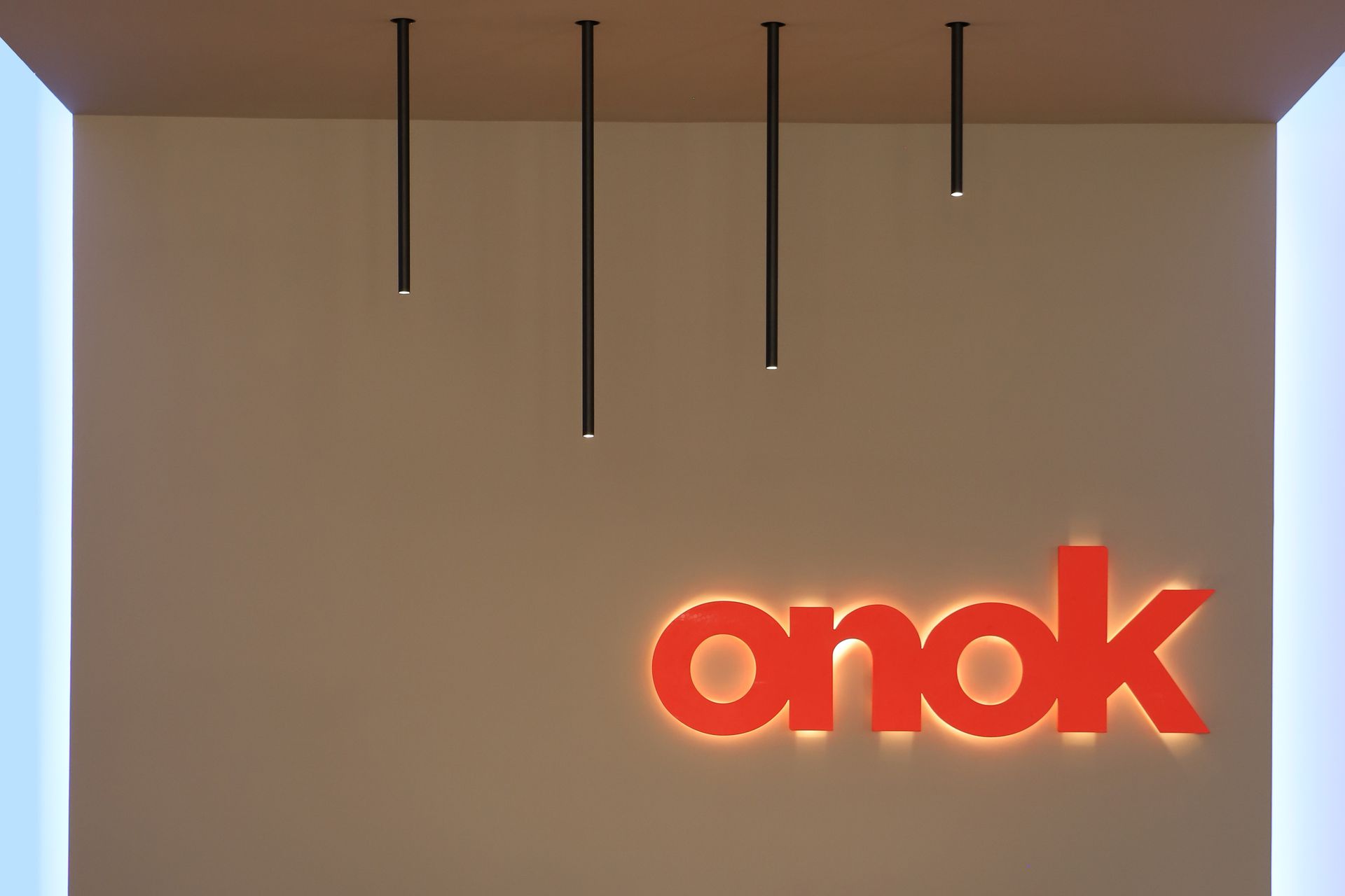 Onok Lighting